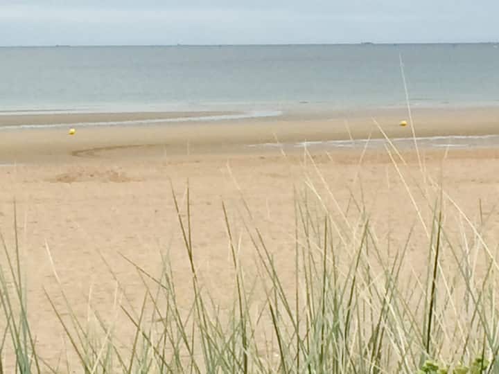 Rez-de-jardin à 200m De La Mer Avec Extérieur - Ouistreham