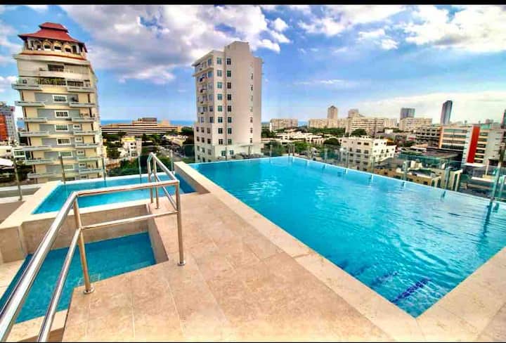 Charming Apartment 3bed/4bath/3car Garage - Santo Domingo