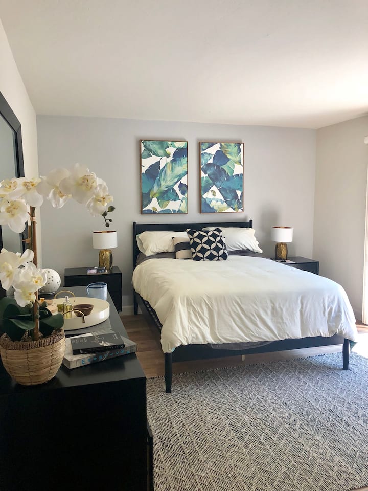 Hidden Gem In Midtown! (30 Day Rental) - Santa Cruz, CA