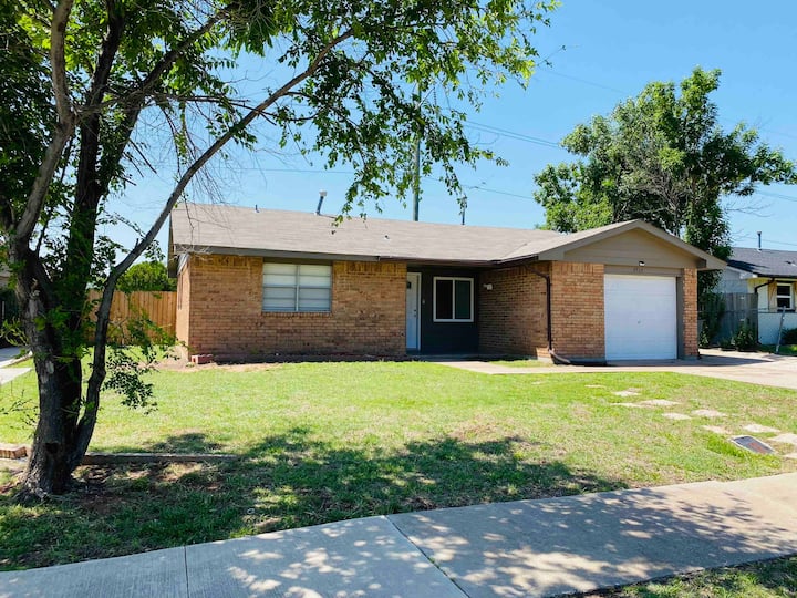 Crystal Hills Retreat - Lawton, OK