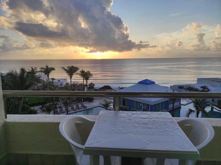 Vista Al Mar En La Playa Departamento - Cancún