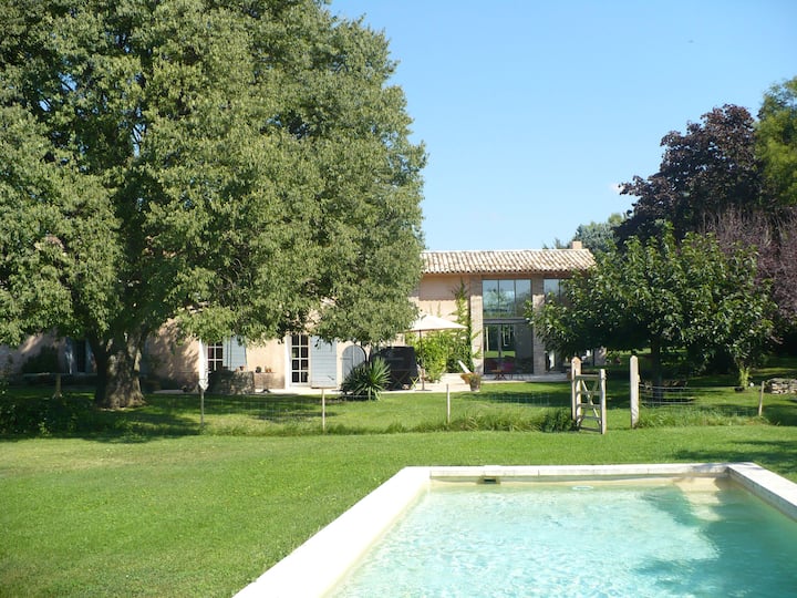 Maison De Caractère, Agrandie Et Rénovée En 2010 - Aix-en-Provence