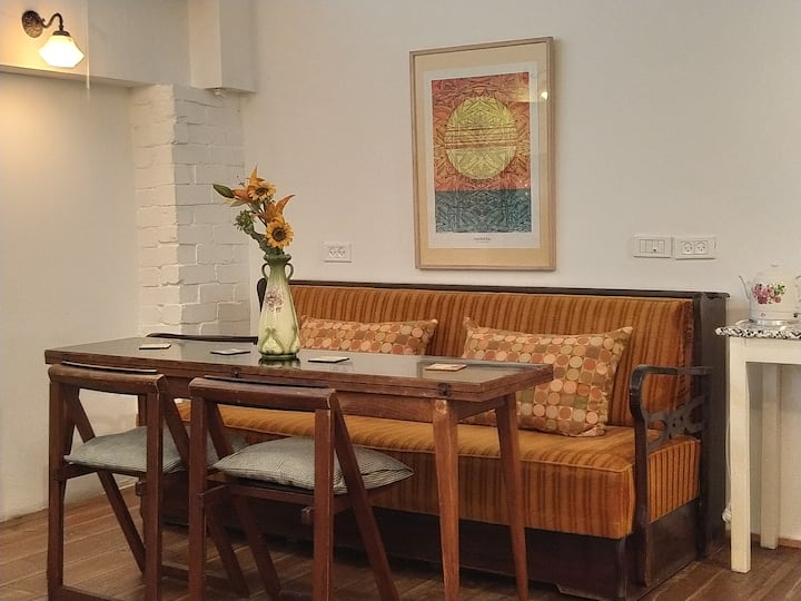 Neve - Tzedek, 31 Stein St. ,Stylish, Top Location - Tel Aviv