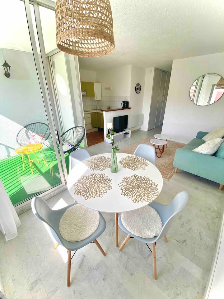 Bel Appartement T2 + Cabine Au Cap D'agde - Agde