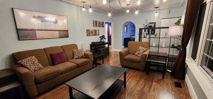 Bungalow Oasis In Kingston Region - 킹스톤