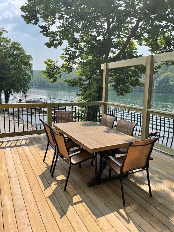 Lake Front  Driftwater #1 - Branson, MO