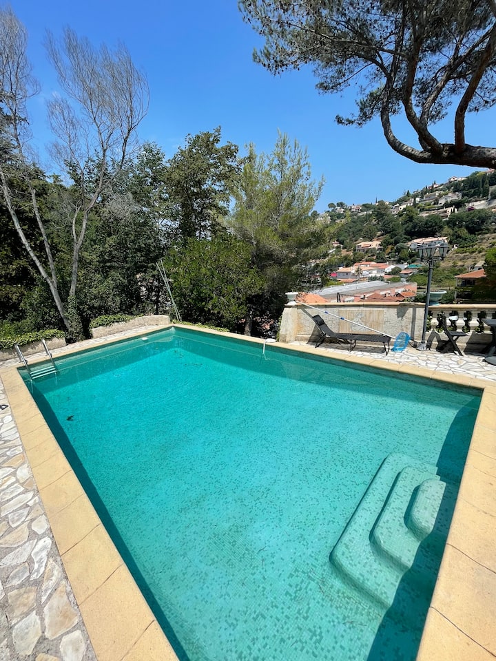 2p Bas De Villa Avec Piscine Privée Partagée - Cagnes-sur-Mer