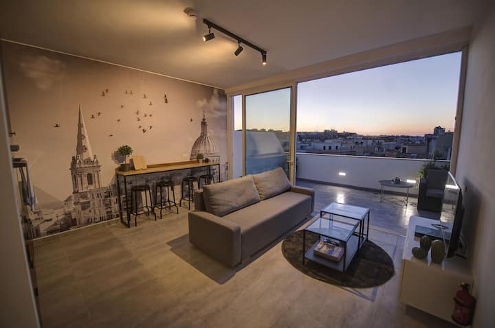 The Helen Penthouse - La Valeta