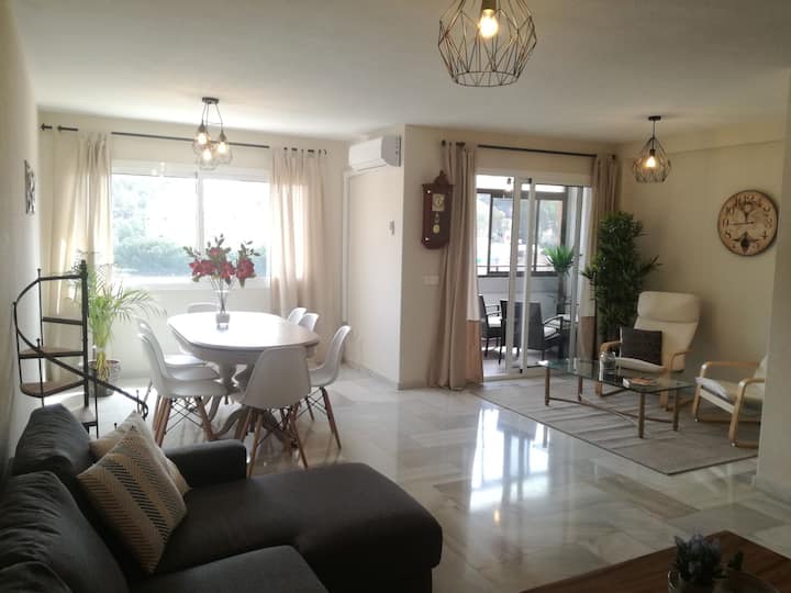 Magnifica Casa Con Parking Incluido - Malaga, Espagne