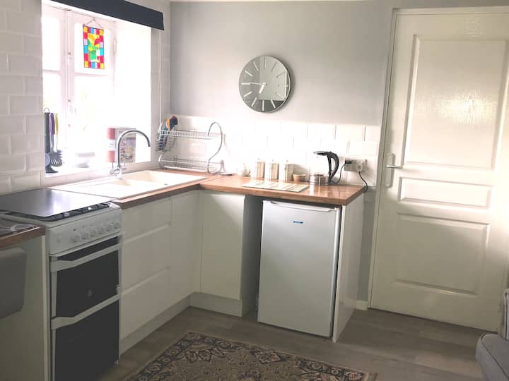 La Maison Marianna.
1 Bedroom Self Contained Flat. - Châteauneuf-du-Faou