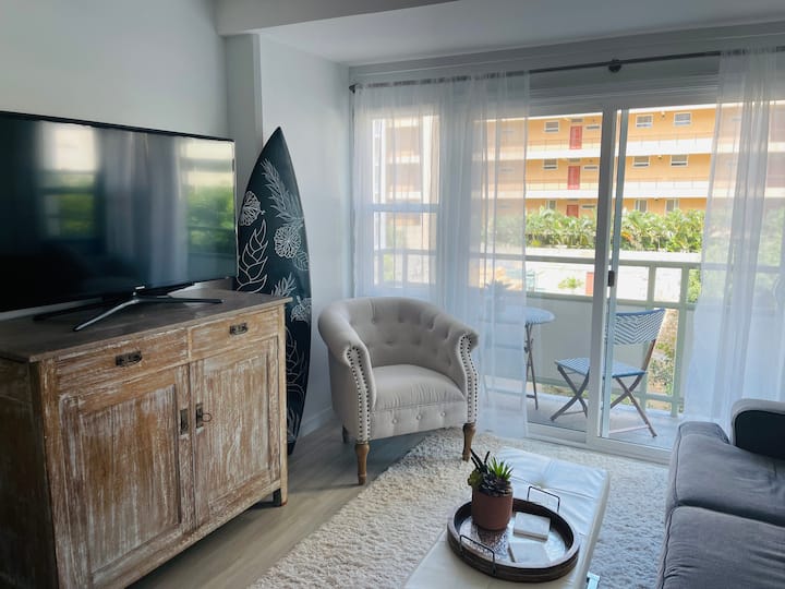 Renovated 1 Bedroom With Pool Near Beaches & Shops - 檀香山