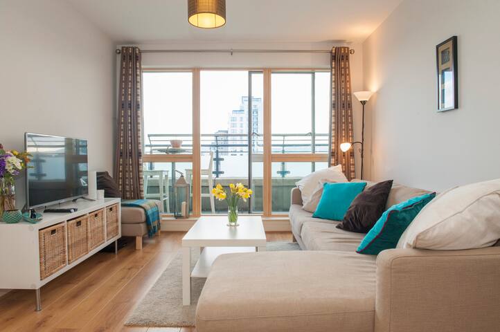 Top 10 Airbnb Vacation Rentals In Hanover Quay, Ireland - Updated 2024 ...