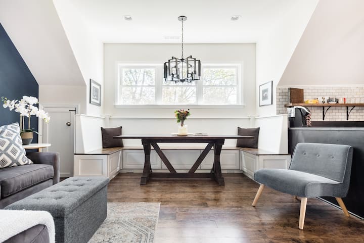 Hip And Stylish Loft In A Quiet Historic Neighborhood - Nashville, TN