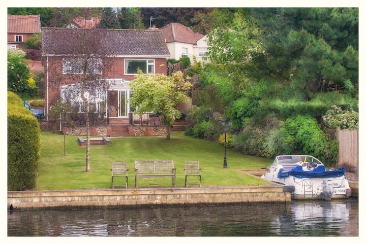 Wroxham Holiday Rentals & Homes - England, United Kingdom | Airbnb