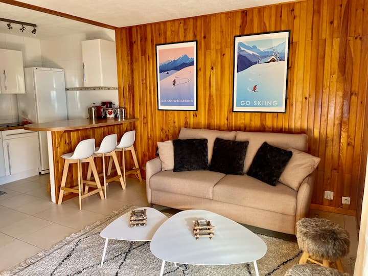 Superbe 2 Pièces Proche De La Place D'auron! - Auron