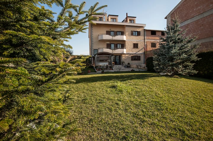 Luminoso, Nuovo Con Parcheggio B&b - Basilicata