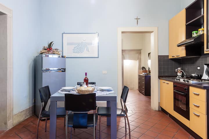 Piano Terra Lucca Centro Vicino Stazione Treni - Lucca