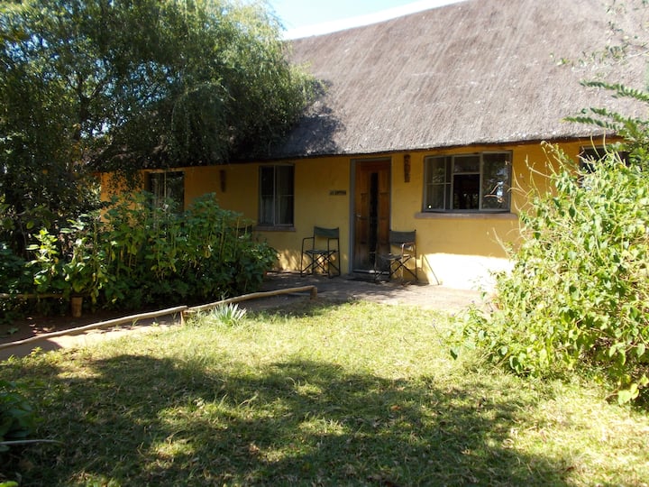 Bophirimo Guest House - Botswana