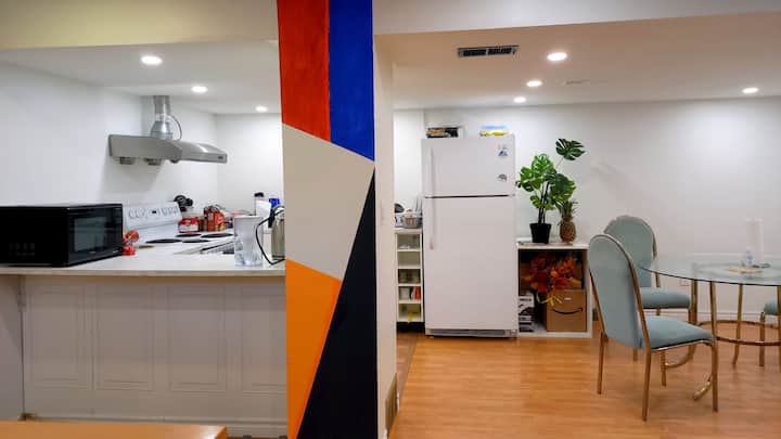 Cozy Clean Room Near Airport, S1 - Mississauga