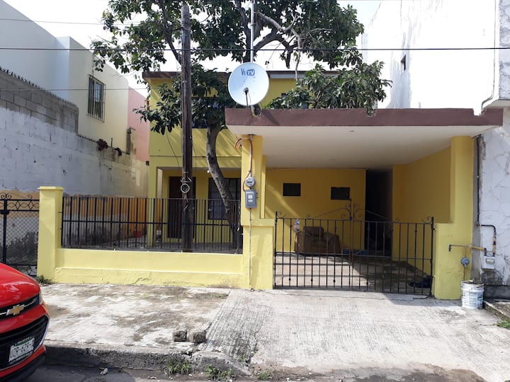 Casa Grande E Independiente . Excelente Ubicación - Tampico