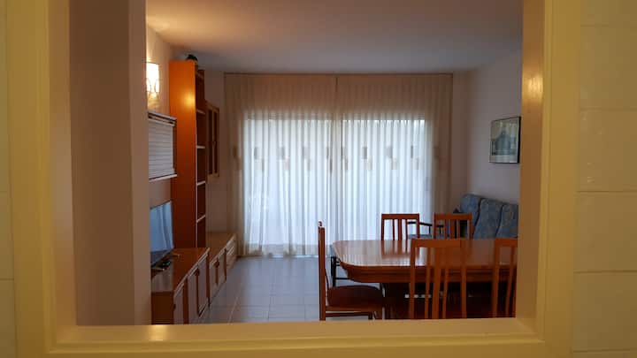 Estartit- Parquing I Piscina. 300m Platja. - L'Estartit