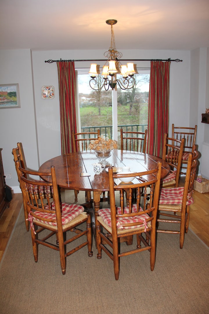 Comfort With Amazing View! - Shrewsbury
