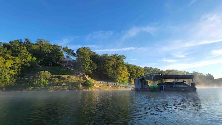 Tranquility Cove: 5-bedroom On Herrington Lake - Harrodsburg, KY