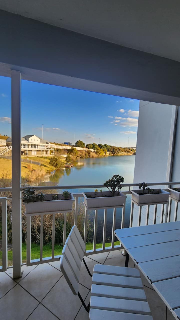 Stunning View, Near Or Tambo! - Pretoria