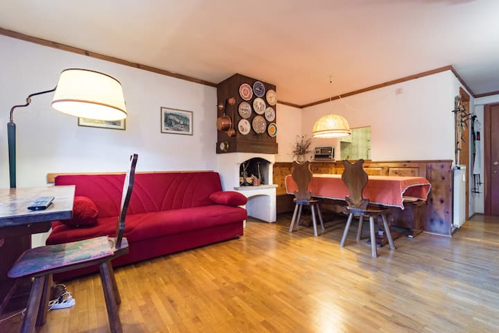 Bilocale In Centro Cogne - Cogne
