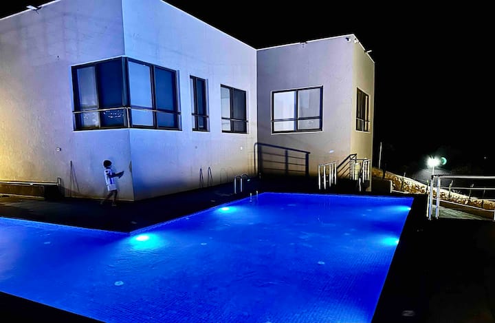 Farmhouse With Pool And Breathtaking Views - Amman