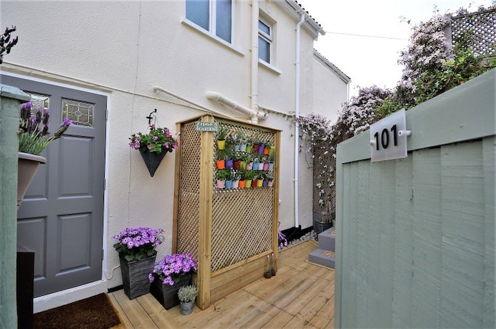 Petroc 101, Sidmouth, Devon. - Sidmouth