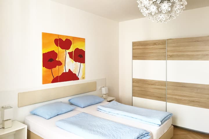 Großes Zimmer Bozen Zentrum! Rosengartenstraße - Bozen