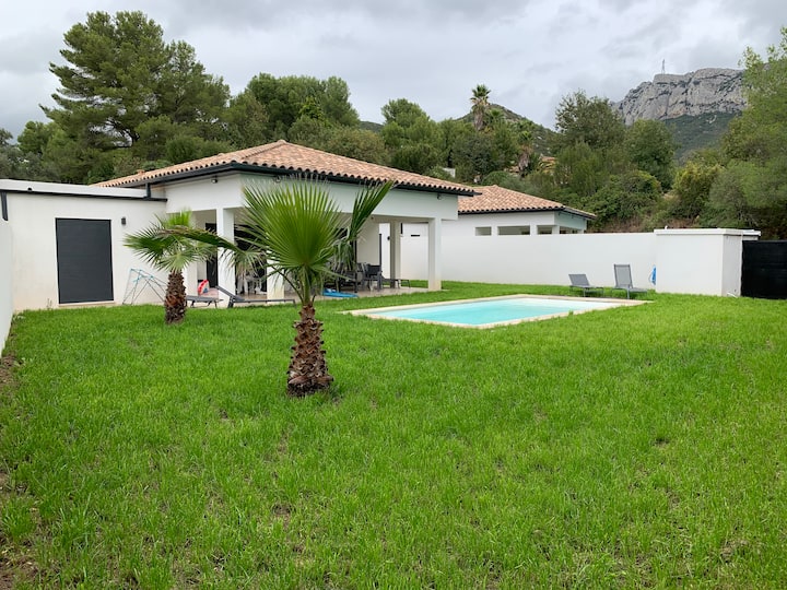 Villa Piscine Moderne - Aubagne