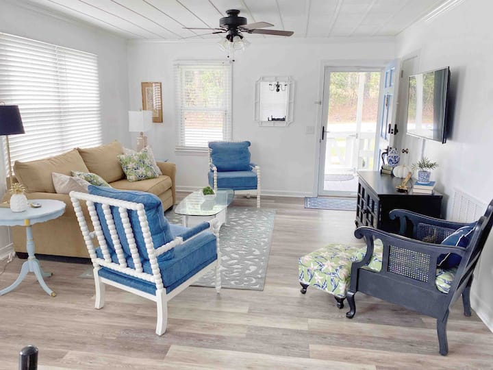 Cottage In Great Area: Simpsonville/g'ville/greer - Discovery Island, Simpsonville