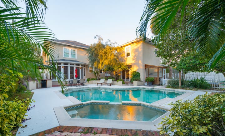 Private & Secluded Poolside Cottage In Winter Park - Orlando, FL