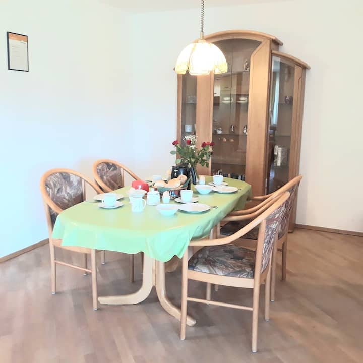 Ferienhof Lang (Naila), Fewo 2 Ebenerdig Aber Mit Balkon Und Panoramablick Direkt Am Waldrand - Hirschberg