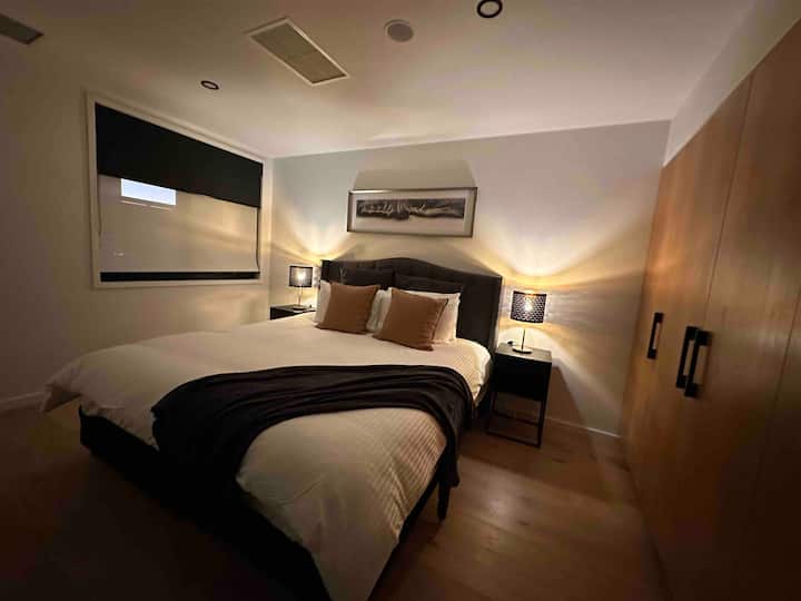 Palko - Luxury In The City - Canberra