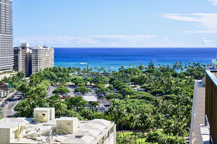 Spacious 2bd/2br With Ocean And Panoramic Views! - Honolulu