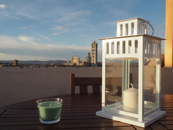 Vivre Sienne Depuis Le Sommet - Siena