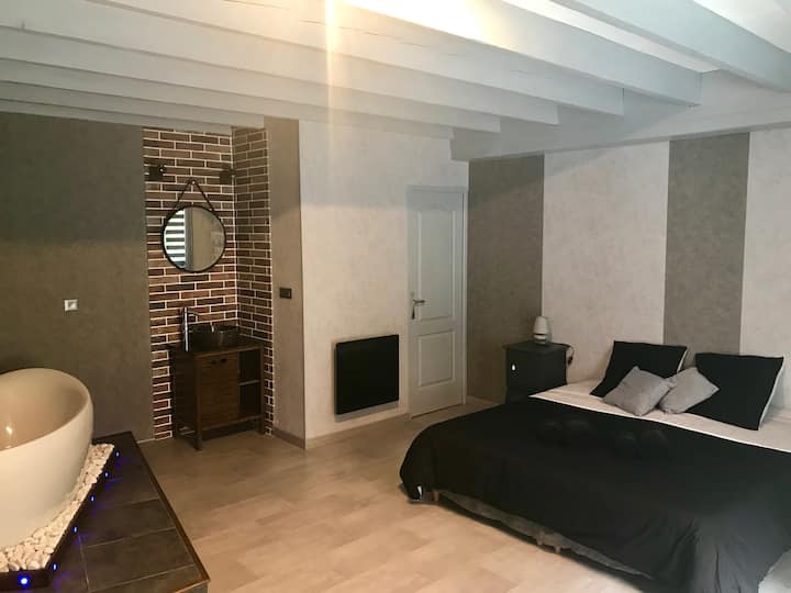 Domaine De Vandenesse & Spa Chambre Dionysos - Chateauneuf