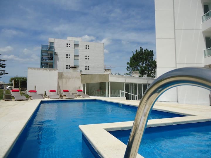 Exelente Ubicación A Pasos De Playas Brava Y Mansa - Punta del Este