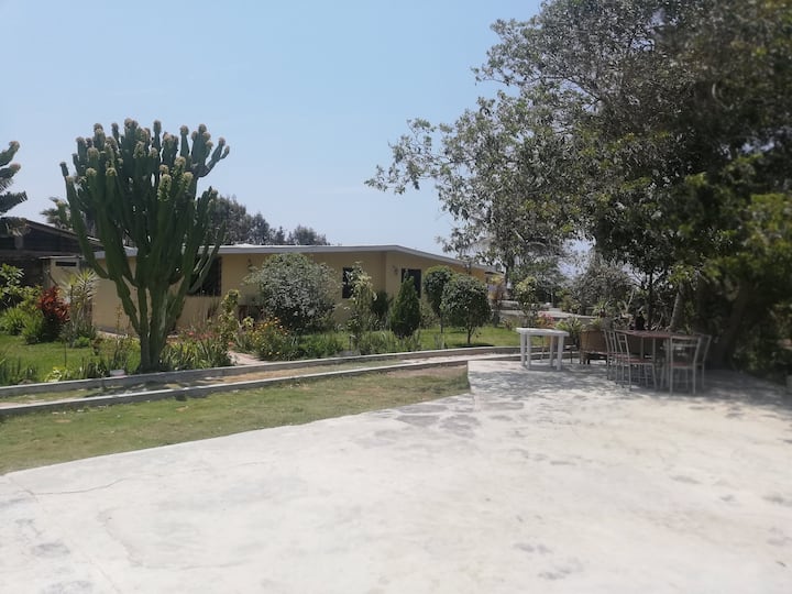 Casa De Campo En Chiclayo, Estacionamiento Gratis - Chiclayo