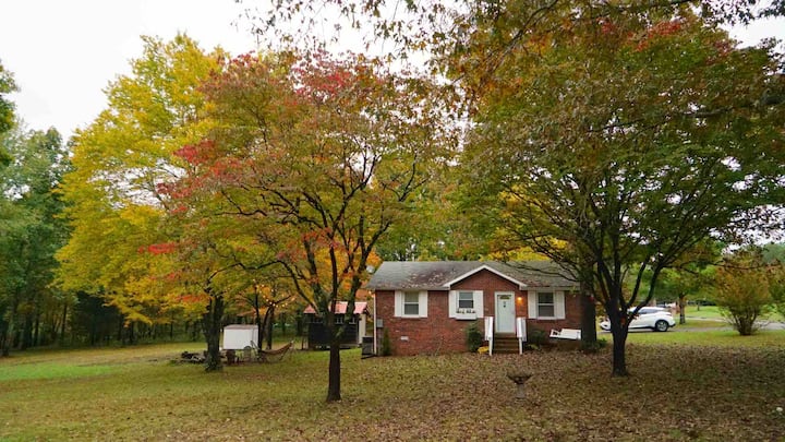 Home Sweetbriar - Fairview, TN