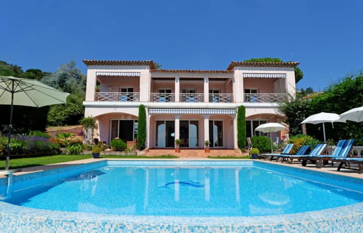 Villa Avec Piscine/vue Sur L'océan/plage/bbq/sauna - Vallauris