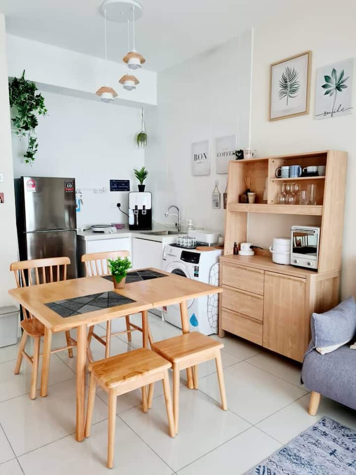 Best Affordable Staycation In Arte Mont Kiara, Kl - Sentul