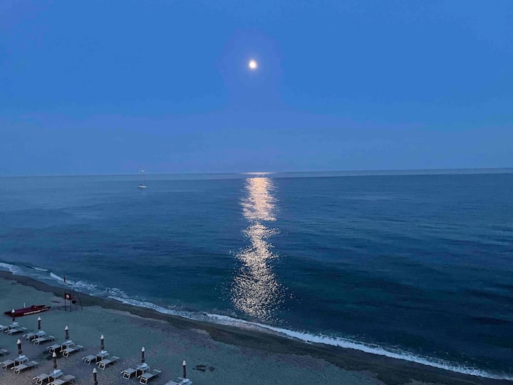 Alloggio Con Terrazza Sul Mare. - Finale Ligure