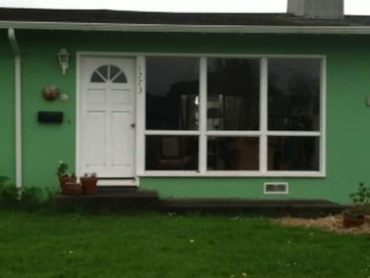 1950's Cute, Stucco Home - Arcata, CA