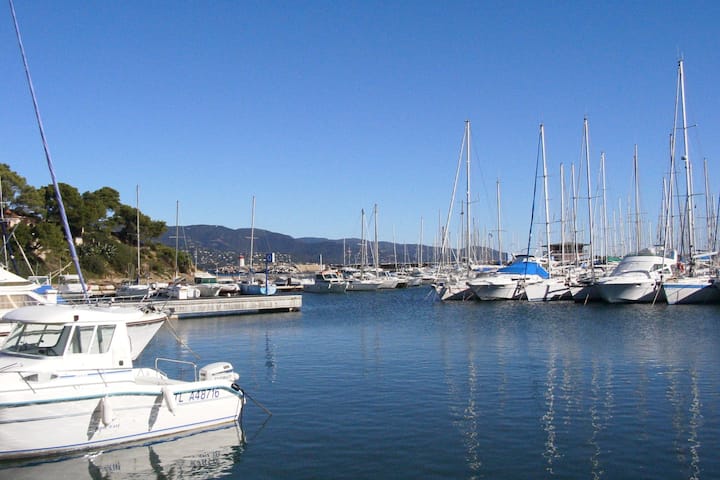 Appt T2 + Garage Fermé Av. De La Mer La Favière - Bormes-les-Mimosas