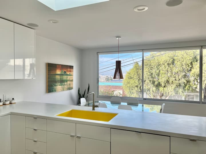 Modern Minimalism With A View - San Francisco, CA