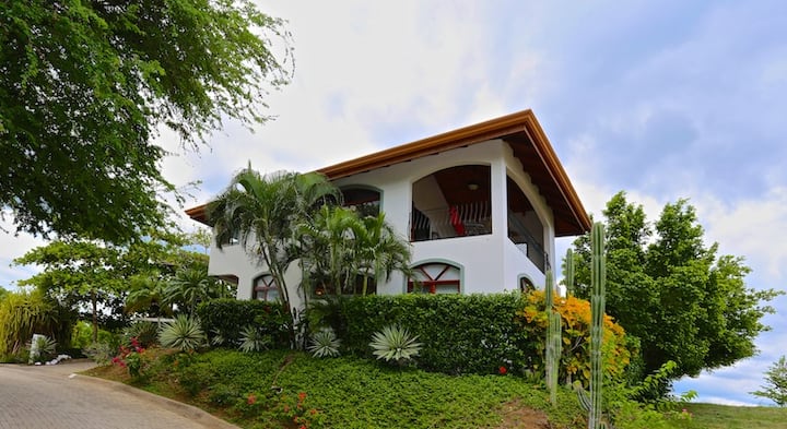 "House In The Sky" Ocean Views/private Pool - Playa Hermosa